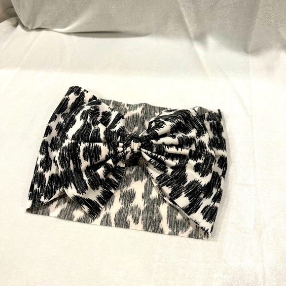 Accessories | Newborn Big Bow Head Wrap New | Poshmark